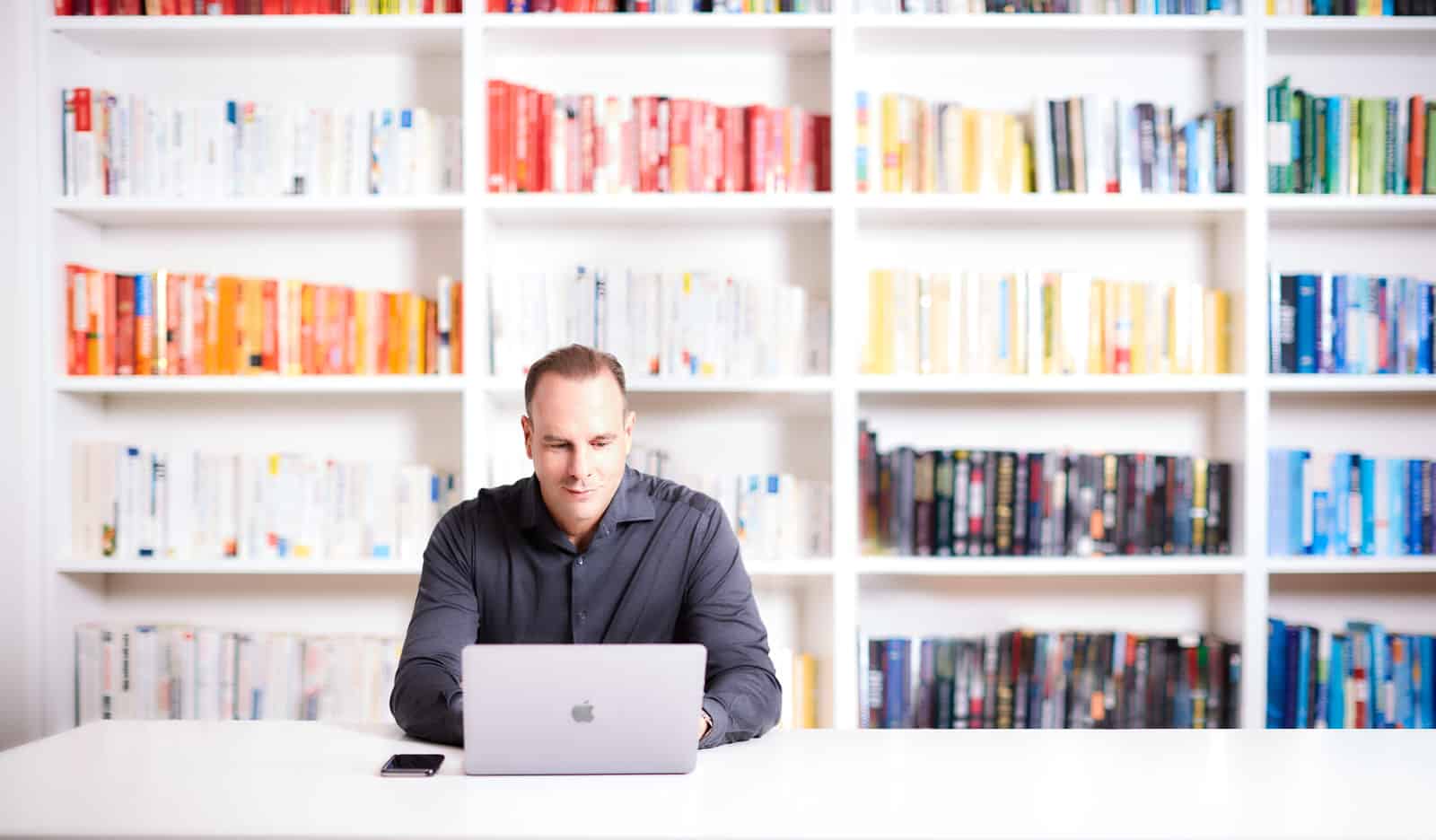 James Schramko: an awesome happy,, confident, wealthy life